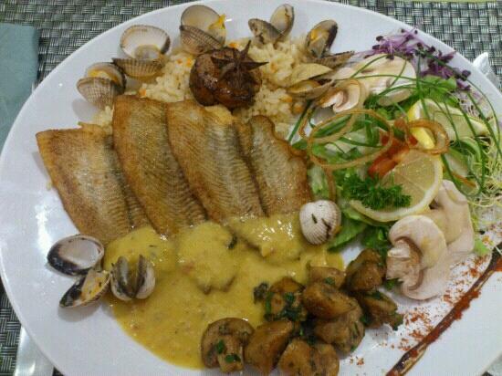 Traditional French Food - Les Remparts - Saintes - Poitou-Charentes